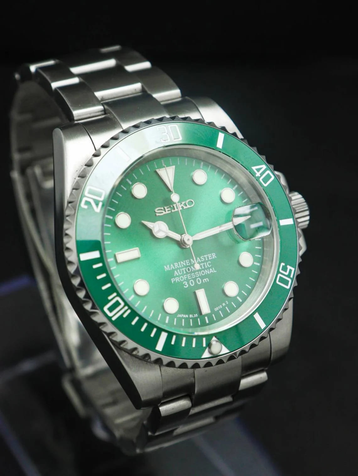 Seiko Hulk MOD 300 USD - Express Delivery included